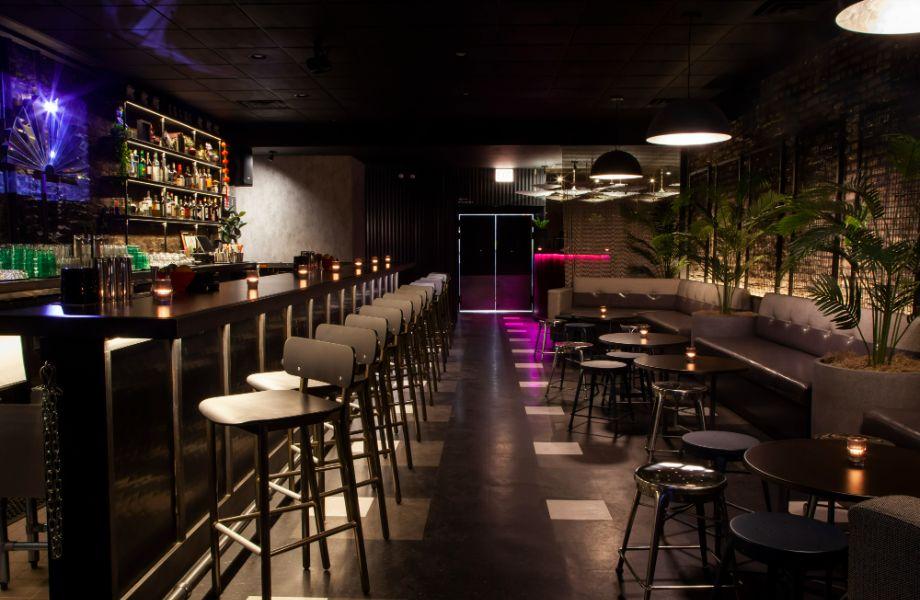 Nine Bar-Chicago-Bar-50BestDiscovery