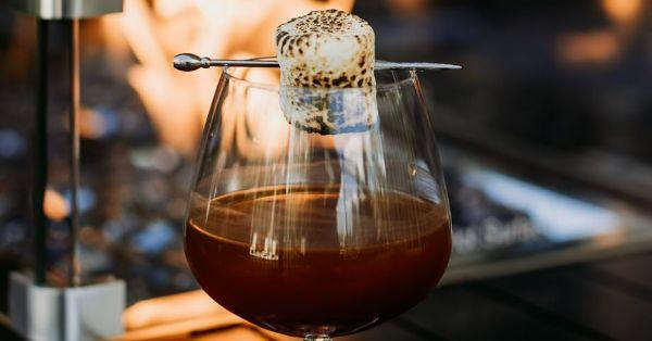 The Raven Room - Whistler - Bar - 50Best Discovery