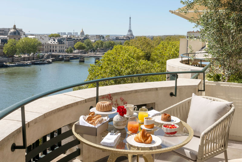 9 hotels with room service worth staying in bed for